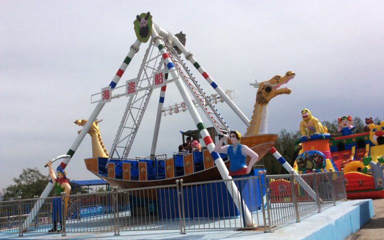 What To Look For In A Pirate Ship Rides For Your Amusement Park ...